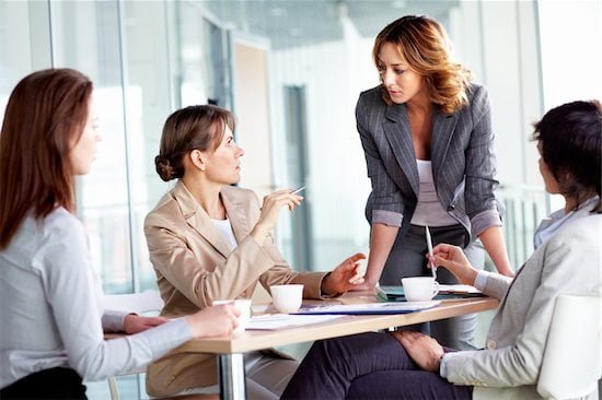 5 Ideas to Involve Employees in the Recruiting Process - IQ PARTNERS